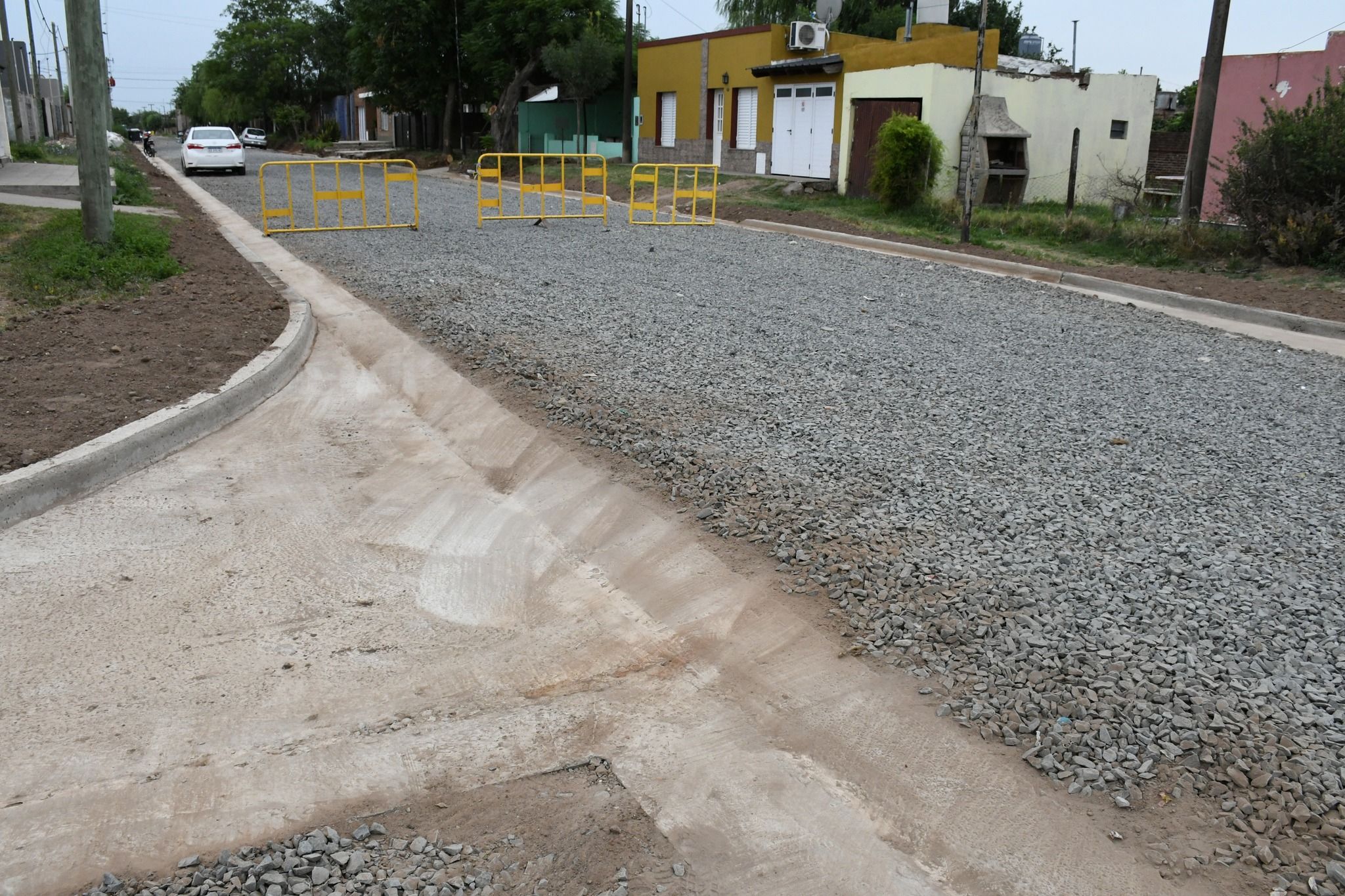 HABILITARON NUEVAS CALLES CON CORDÓN, CUNETA Y REPOSICIÓN DE PIEDRA ...