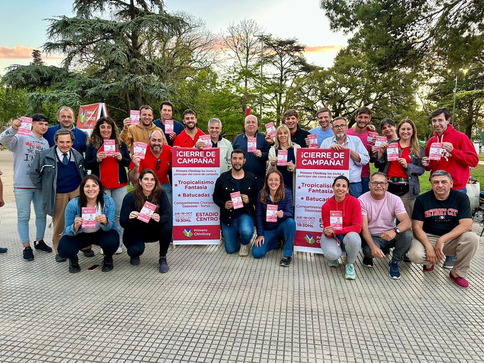 CIERRE DE CAMPAÑA CON FIESTA POPULAR: "VAMOS A DECIRLE A LOS VECINOS ...